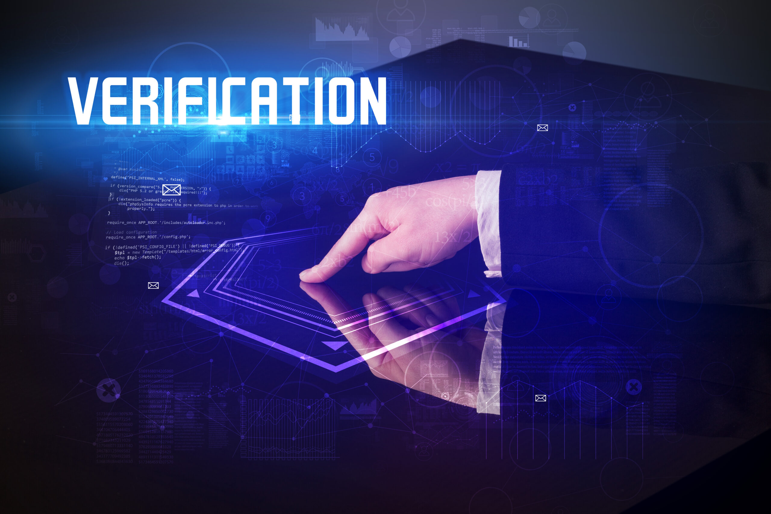 Discover our UVM and SystemVerilog customized training courses